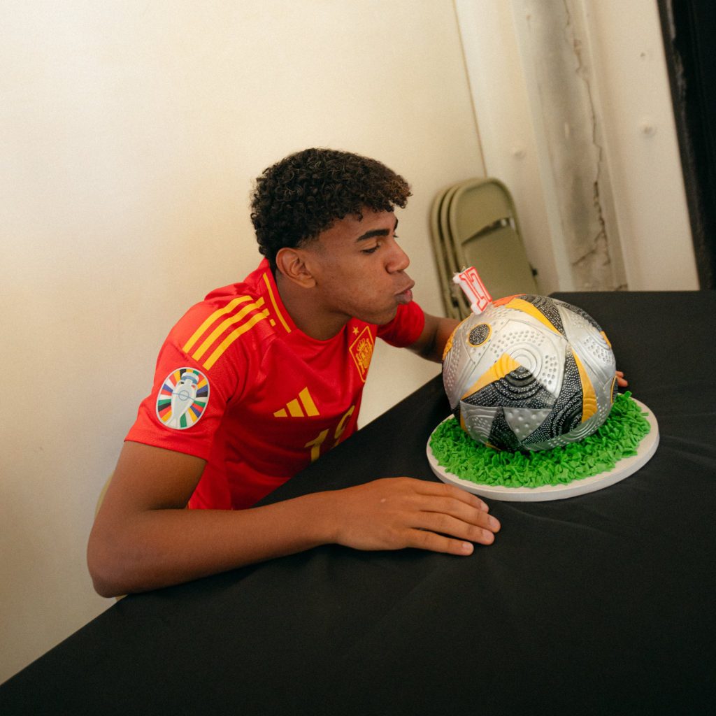 Il vient de souffler sa 17è bougie… Le cadeau d’anniversaire rêvé de ...